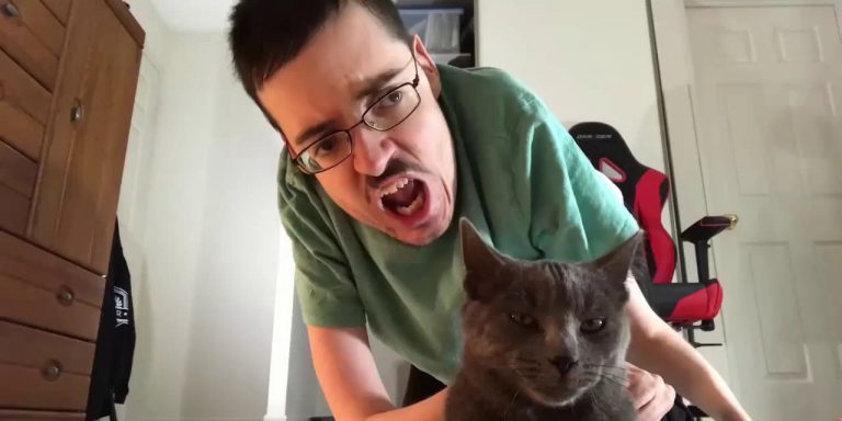 Who's Ricky Berwick? Wiki: Age, Disease Condition, Parents, Wife, Wealth