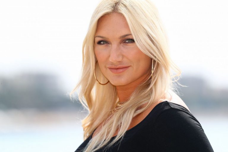 Who's Brooke Hogan? Wiki: Marriage, Net Worth Today, Wedding, Brother ...