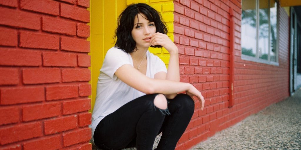 Is Emily Rudd related to Paul Rudd? Wiki: Parents, Net Worth, Dating, Bio