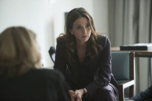 Who's Marin Hinkle from Mrs. Maisel? Wiki: net worth, son, salary, spouse