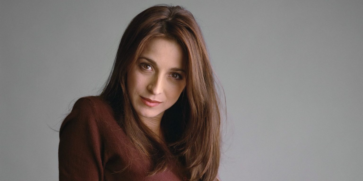 Who's Marin Hinkle from Mrs. Maisel? Wiki: net worth, son, salary, spouse