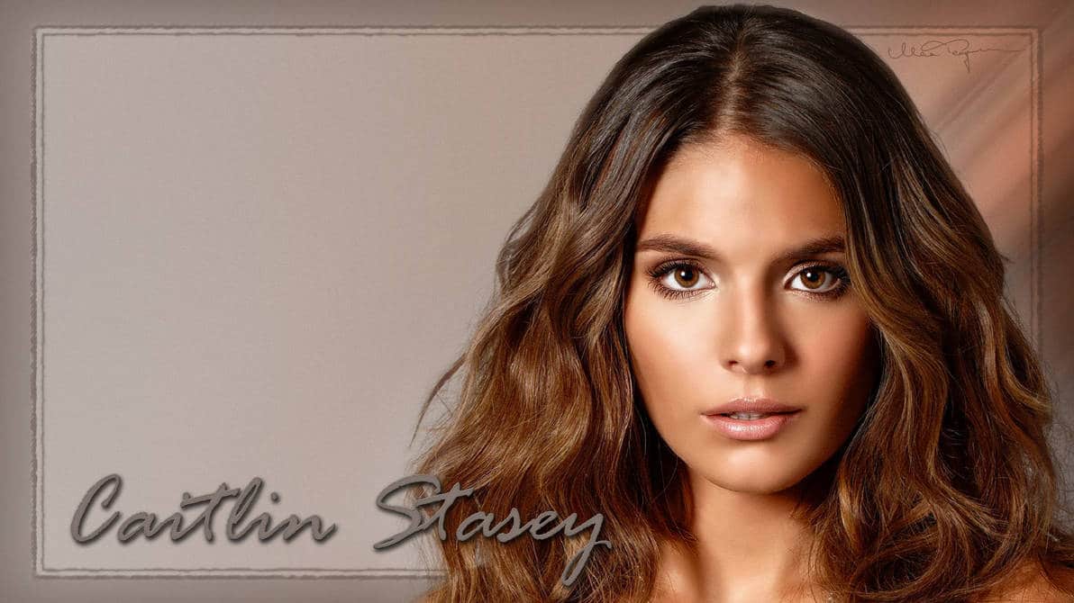 Caitlin Stasey Wiki Bio, age, height, husband Lucas Neff, family, net ...