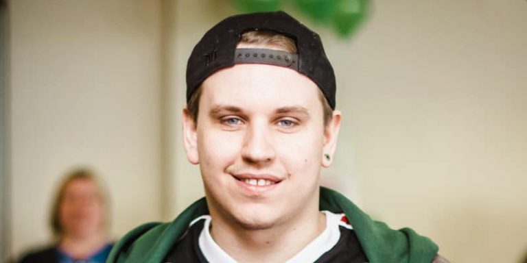 AshDubh (Youtuber) Wiki Biography, age, real name, girlfriend, net ...
