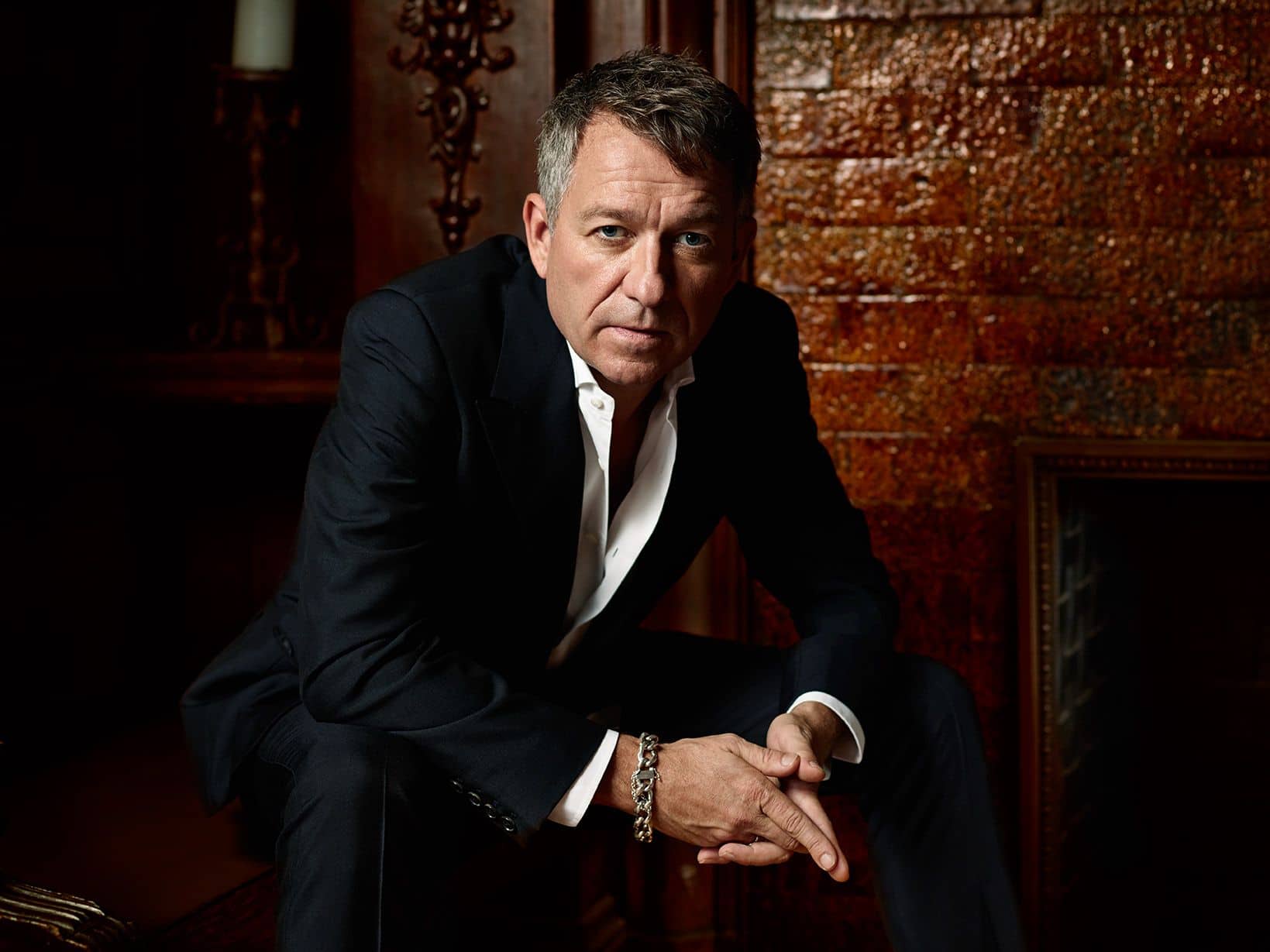 Sean Pertwee (aka Alfred Pennyworth on "Gotham") Wikipedia, Biography, Age, Family, Height, Net ...