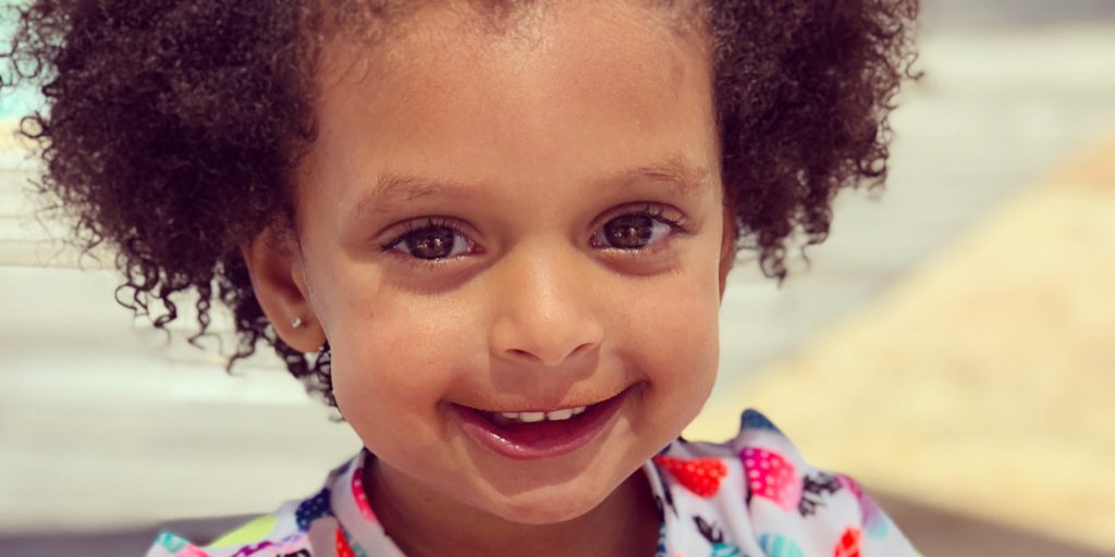 Ryan Curry's Wiki Bio. Stephen Curry's daughter age, height, siblings ...