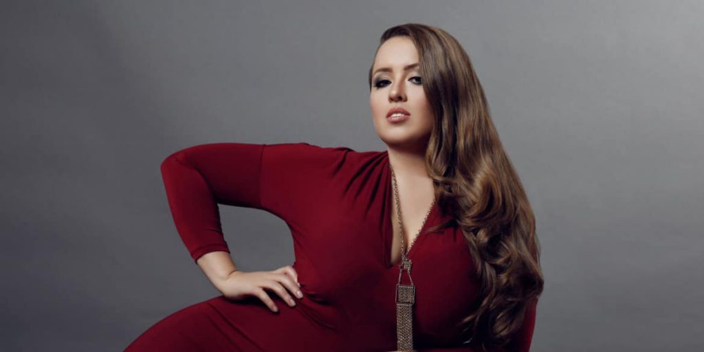 Viktoria Manas’ Wiki Biography, age, weight, measurements, husband ...