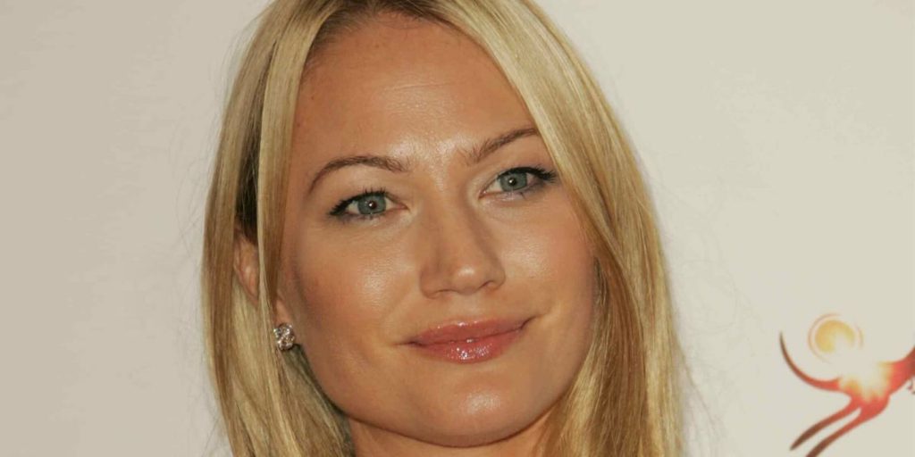 Who is Sarah Wynter? Wiki Biography, husband, net worth, kids ...