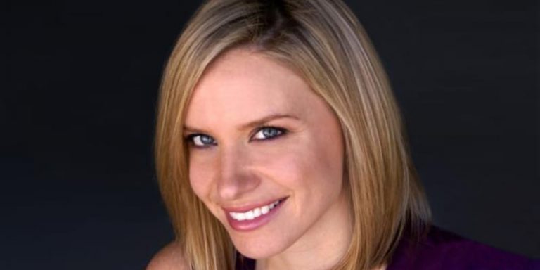 Where has Caroline Renfro been? Wiki Biography, age, wedding, net worth ...