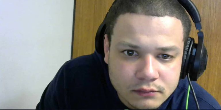 Who is Erobb221? Wiki Bio, age, girlfriend, banned, brother - Biography ...