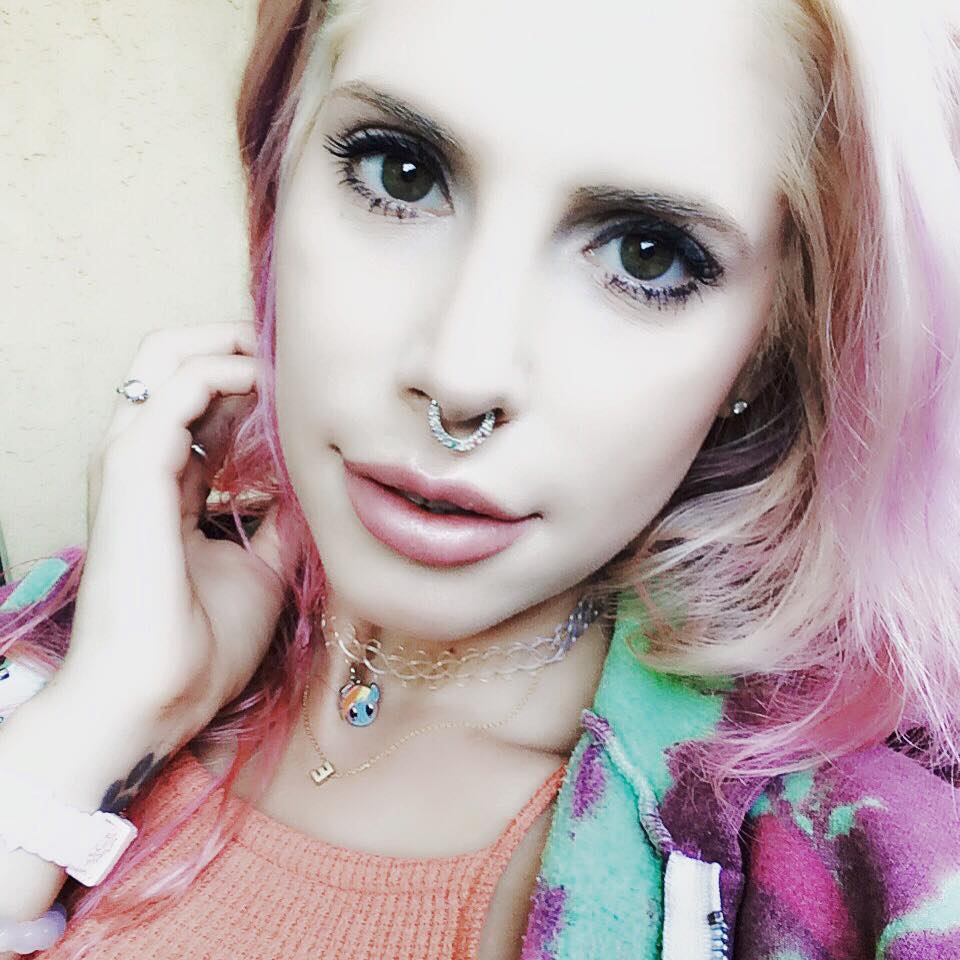 Cleo Cole Elliott's Wiki Bio, net worth, partner, family, adopted ...