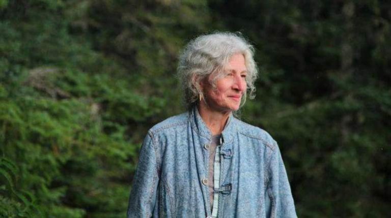 Ami Brown 'Alaskan Bush People' Wiki, death, health UPDATE - Biography ...