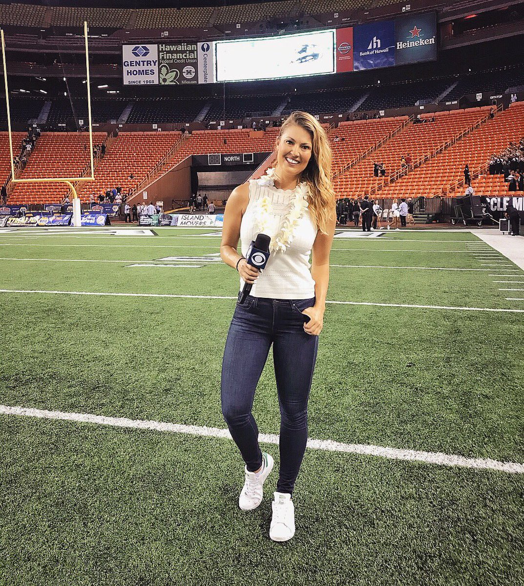 Amanda Balionis (CBS) Wiki Biography, age, husband, salary - Biography ...