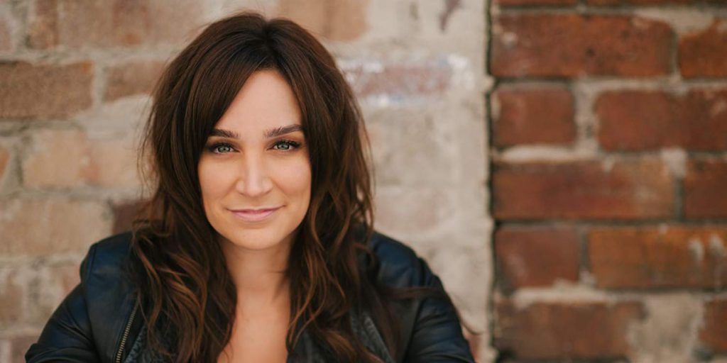 Nicole Da Silva wiki, age, dating, partner, net worth, family, facts ...