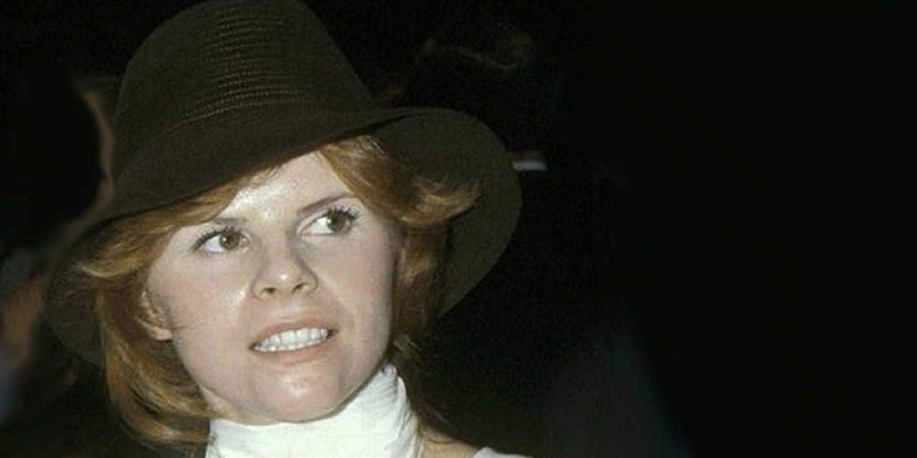 Where is Sasha Czack now? Sylvester Stallone's ex-wife Wiki - Biography ...