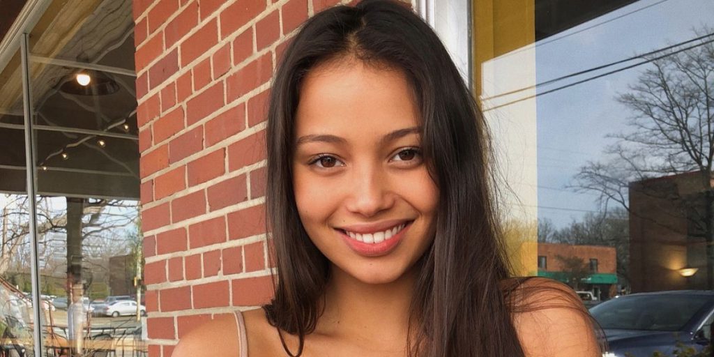 Fiona Barron's Wiki Bio, age, height, family, net worth, boyfriend ...