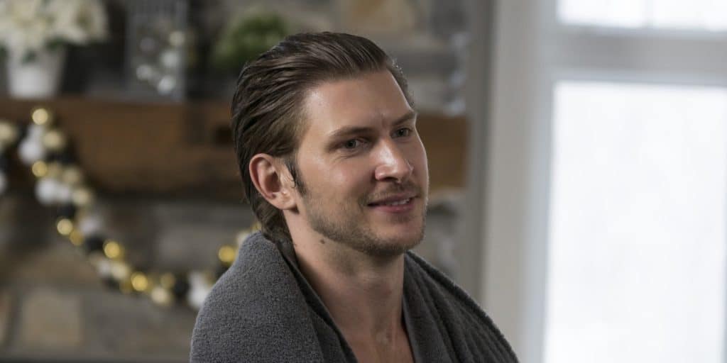 Greyston Holt’s Wiki, Biography, Wife, Net Worth, Girlfriend, Height ...