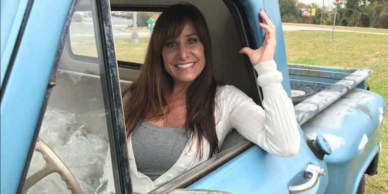 Who is Farm Girl Jen? Wiki, age, husband, net worth, family - Biography ...