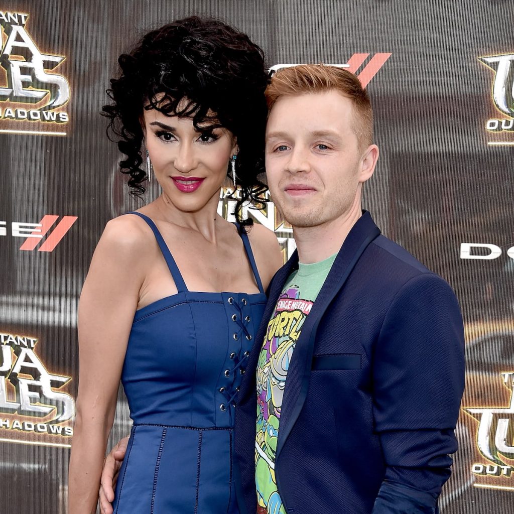 A Canadian Actor from Twilight - Noel Fisher: His Age, Wife, Height ...
