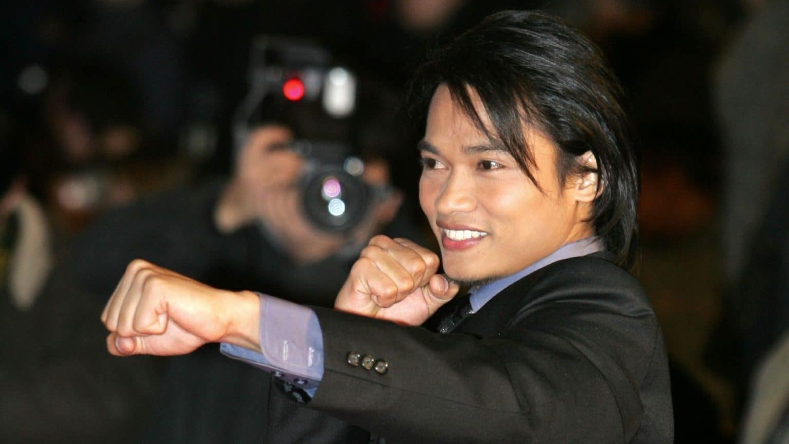 Is Tony Jaa a Muay Thai fighter? His Age, Height, Net Worth - Biography ...