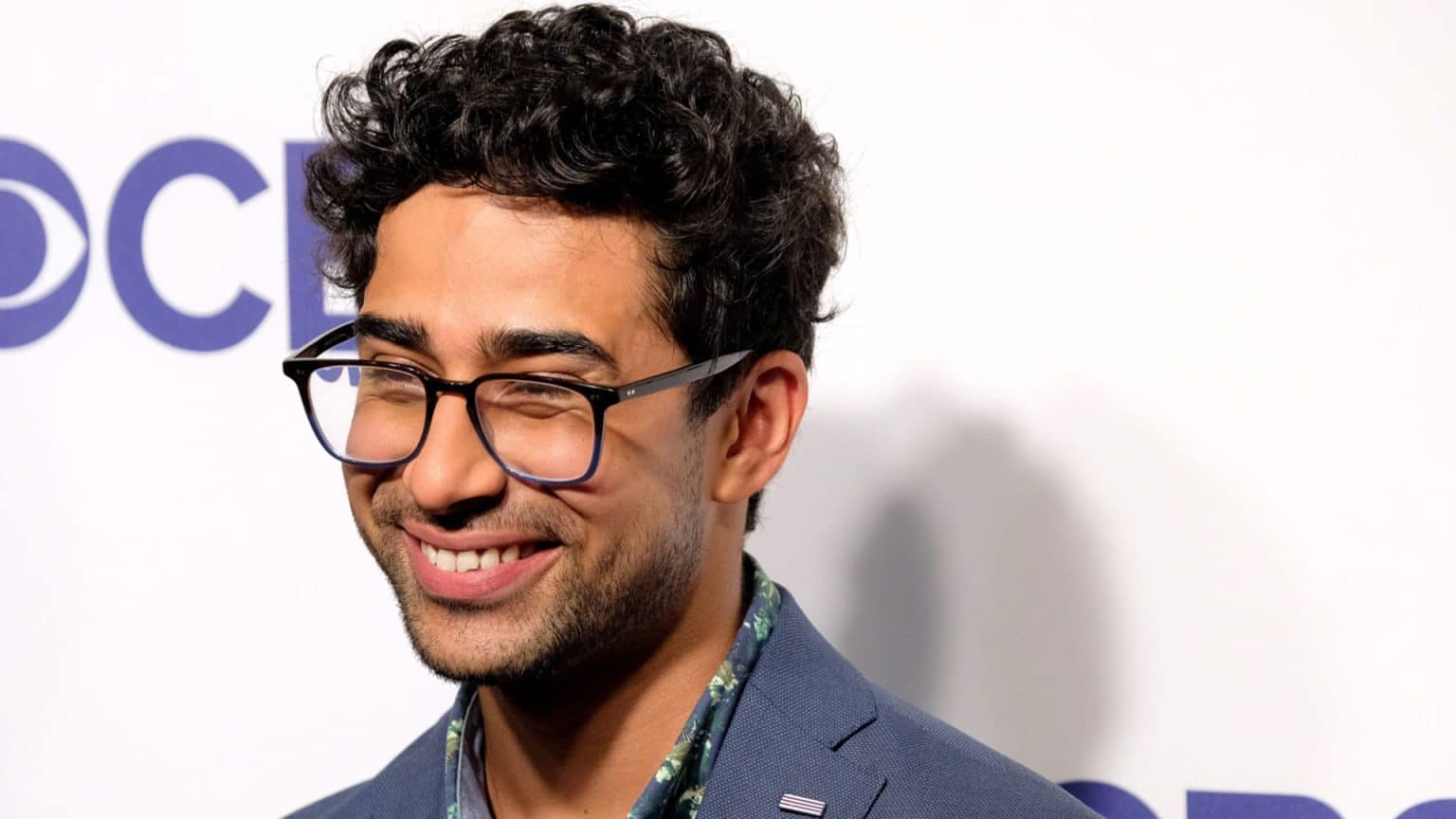 What movies has Suraj Sharma been in? His Age, Wife, Height - Biography ...