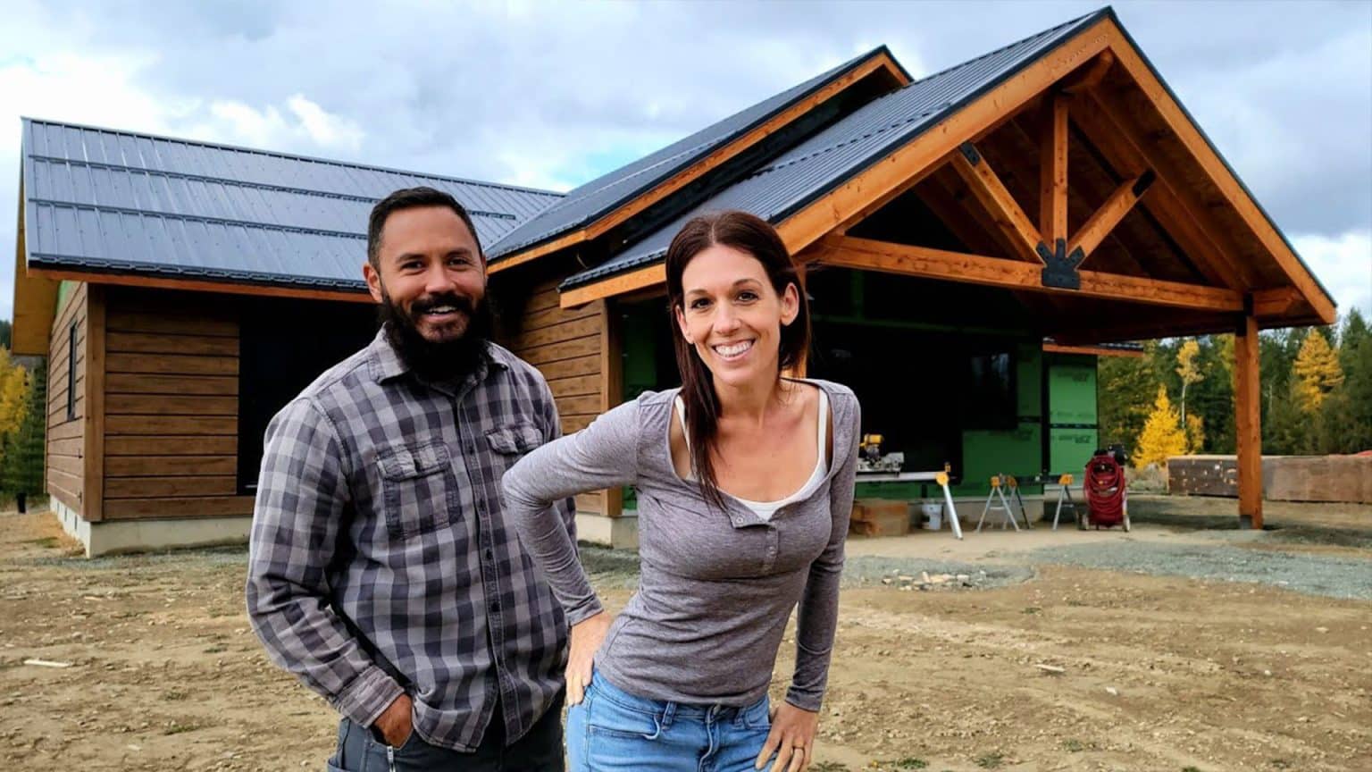 Who are YouTubers Good Simple Living? How rich are they? - Biography ...