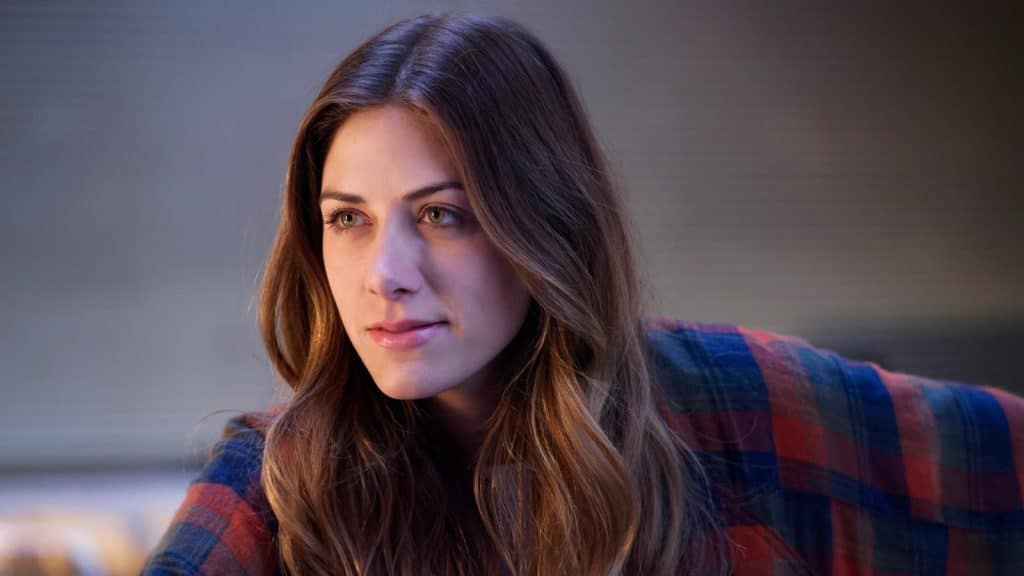 Who is Perry Mattfeld's husband? Her Age, Height, Career, Family ...