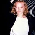 Does Martha Plimpton have kids? Her Age, Husband, Kids, Height ...