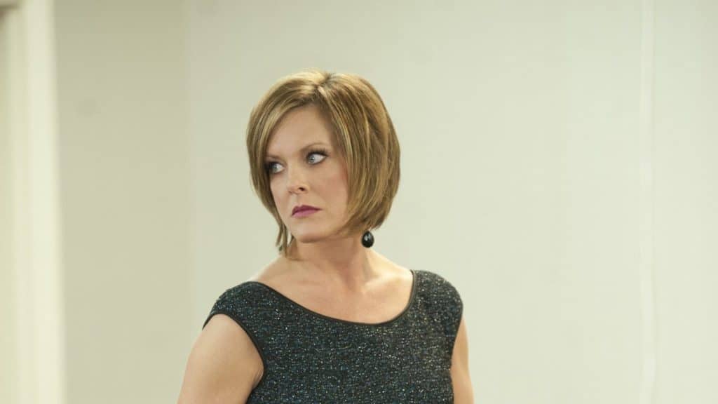 How old is Kelly Hyland now? Her Husband, Height, Children - Biography ...