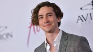 How tall is Dylan Arnold? His Age, Family, Girlfriend, Net Worth ...