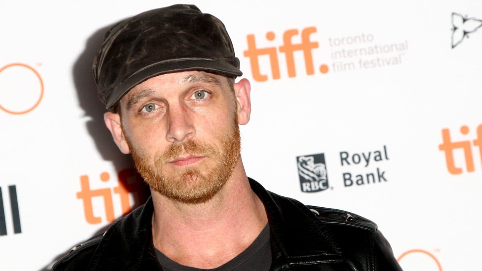Is Ethan Embry still married? His Age, Height, Career, Net Worth ...