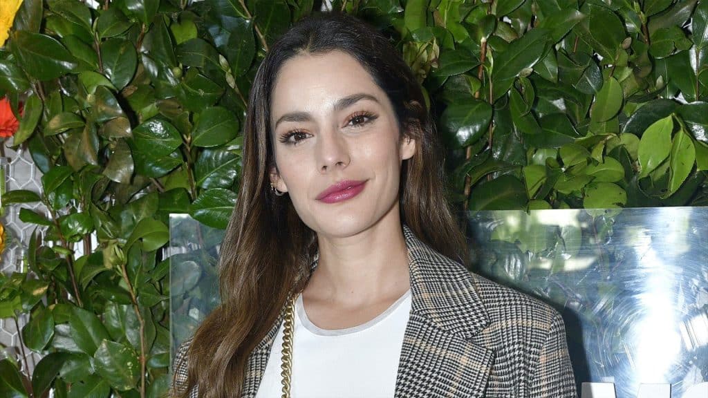 The Career and Life of Oka Giner: Age, Height, Career, Spouse ...