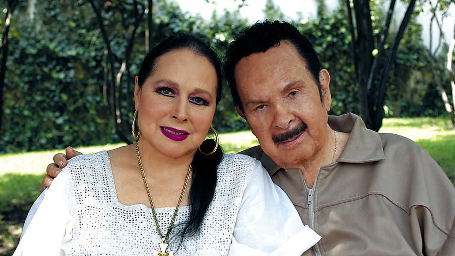 When did Flor Silvestre Die? Her Career, Grandchildren, Height ...