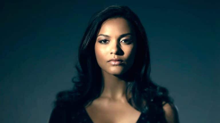 What happened to Jessica Lucas on CSI? Her Age, Family, Career ...