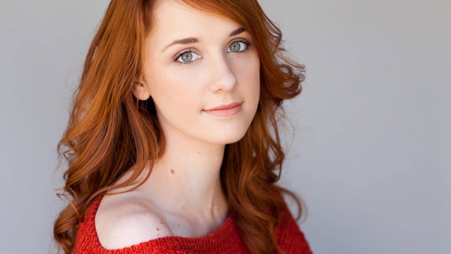 Who is Laura Spencer Dating? Her Age, Height, Family, Career ...