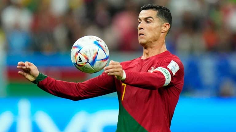 Mateo Ronaldo: the twin son of soccer star Cristiano Ronaldo ...