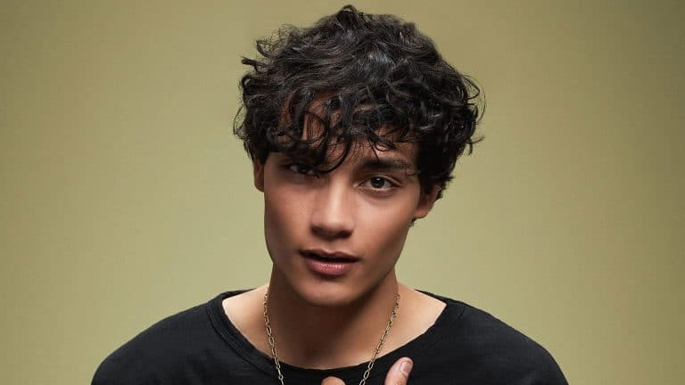 The Secret Life of Evan Evagora: Age, Height, Career, Girlfriend ...