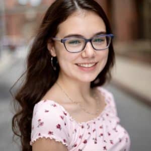 The Life and Career of Julia Antonelli: Age, Height, Boyfriend ...