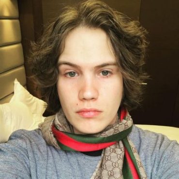 What is Maxmoefoe Famous for? His Age, Height, Girlfriend - Biography ...