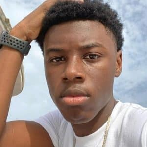 Who is Alex Hibbert's parents? His Age, Height, Career, Girlfriend ...